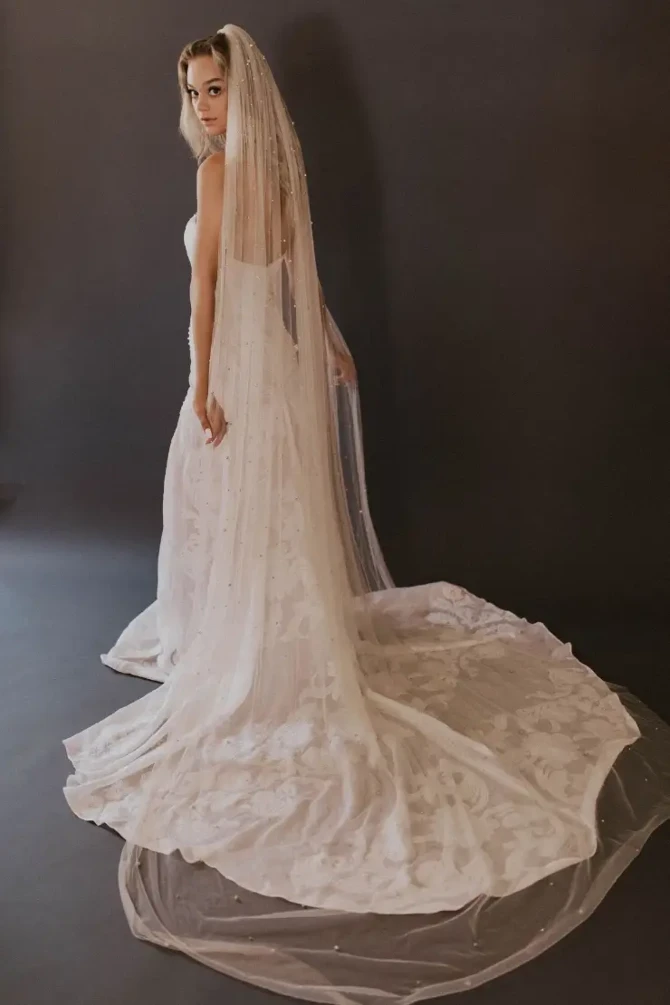 Untamed Petals - Jezebel Veil | MaidenWhite