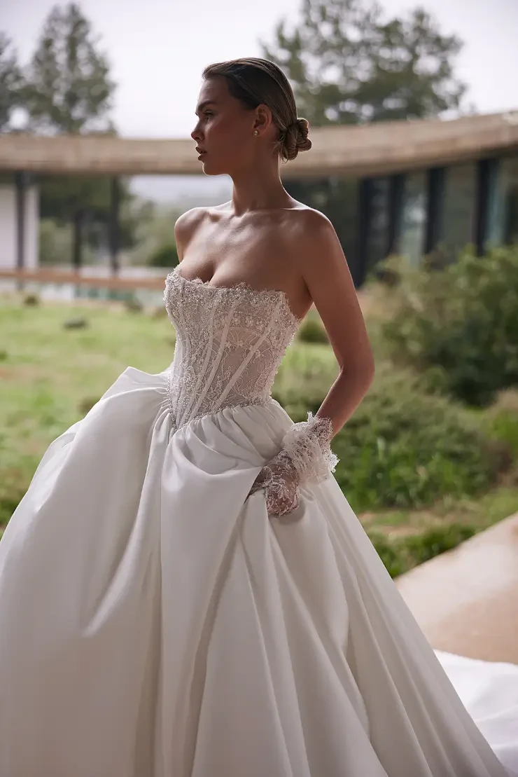 Bridal Gowns | MaidenWhite